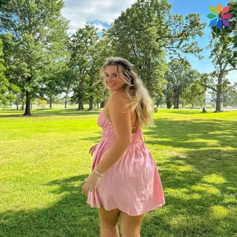 200+ Female Captions For Instagram That Shine and Inspire - Captionio